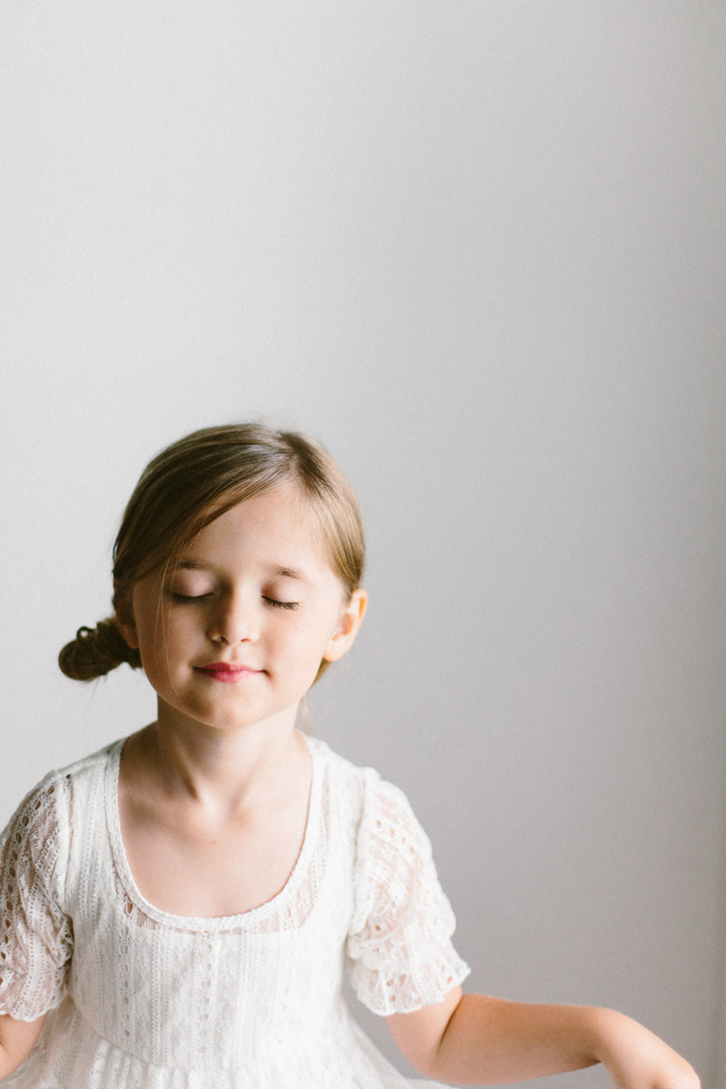 EMMA | WINDOW LIGHT | PERSONAL - Tiffani Jones Photography